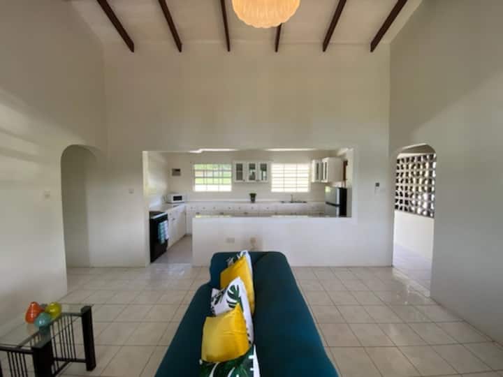 Sunrise Villa (Fort Juedy) - 3beds/2bath - Grenada