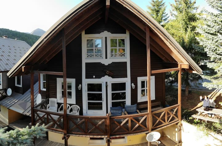 Grand Chalet Nordique à La Foux D'allos - Allos