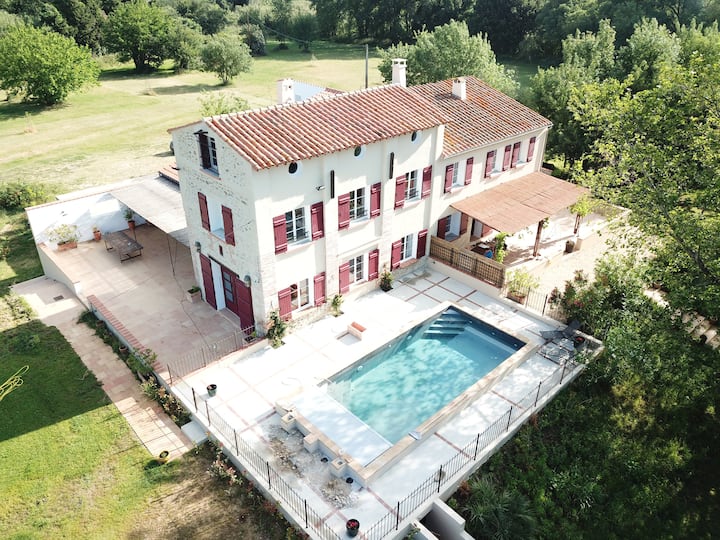 Mas De La Couloumère Gd Standing Piscine 24 Pers - Costa Brava