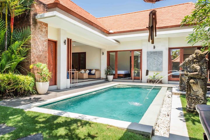 Homey 3br Villa 10 Mins Walk To Finns - Canggu