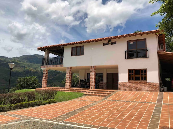 Finca La Bonita En Barbosa Antioquia - Barbosa