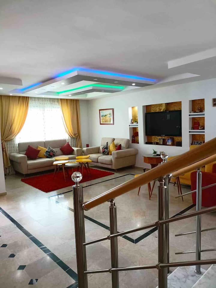 Un Joli Appartement  Au Centre Ville - Kelibia