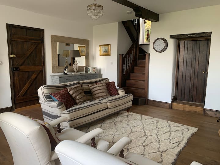 Rural Farmhouse With Breathtaking Views - Shaldon