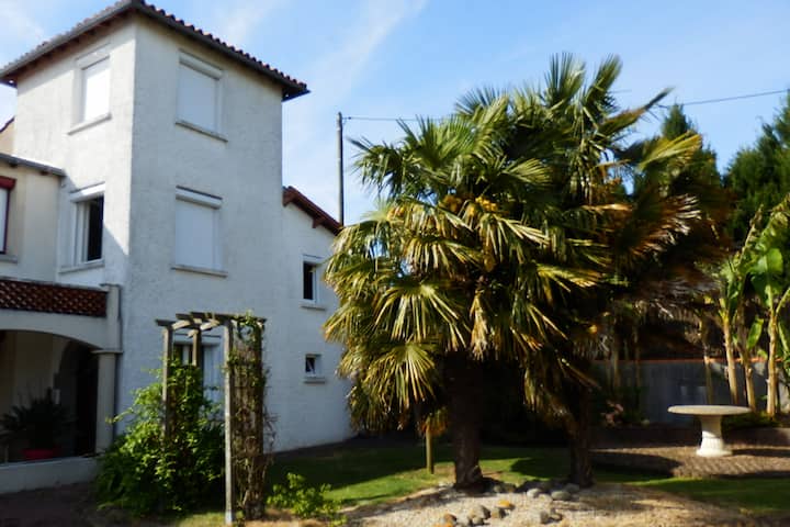 Gîte Au Cœur Du Vignoble Avec Plan D'eau - Vallet