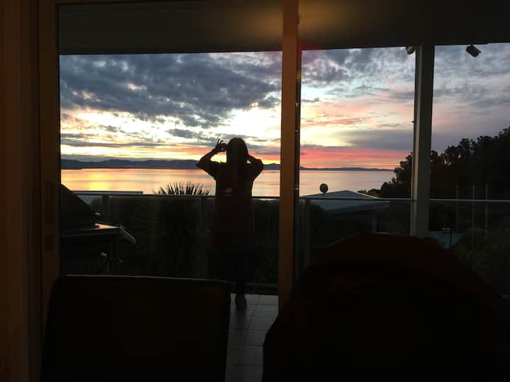 Reach The Beach ! - Tākaka