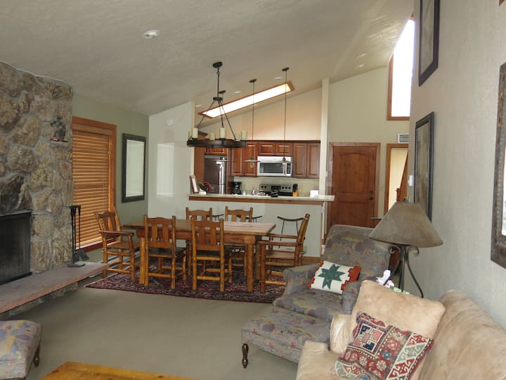 Trigger Bill's Retreat - Vail, CO