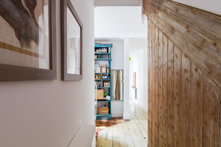 Charming Two Bedroom Garden Flat Kensal Rise - London