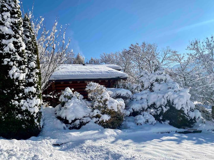 Spacieux Chalet En Rondins Avec Jacuzzi & Cheminée - Switzerland