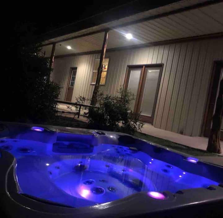 Wallace Ranch - Hot Tub - Corrals - Wide Open - Canyon, TX