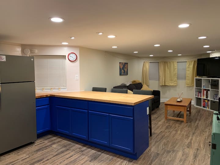 Casita Hermosa-spacious Garden Apt-great Location! - Chicago, IL