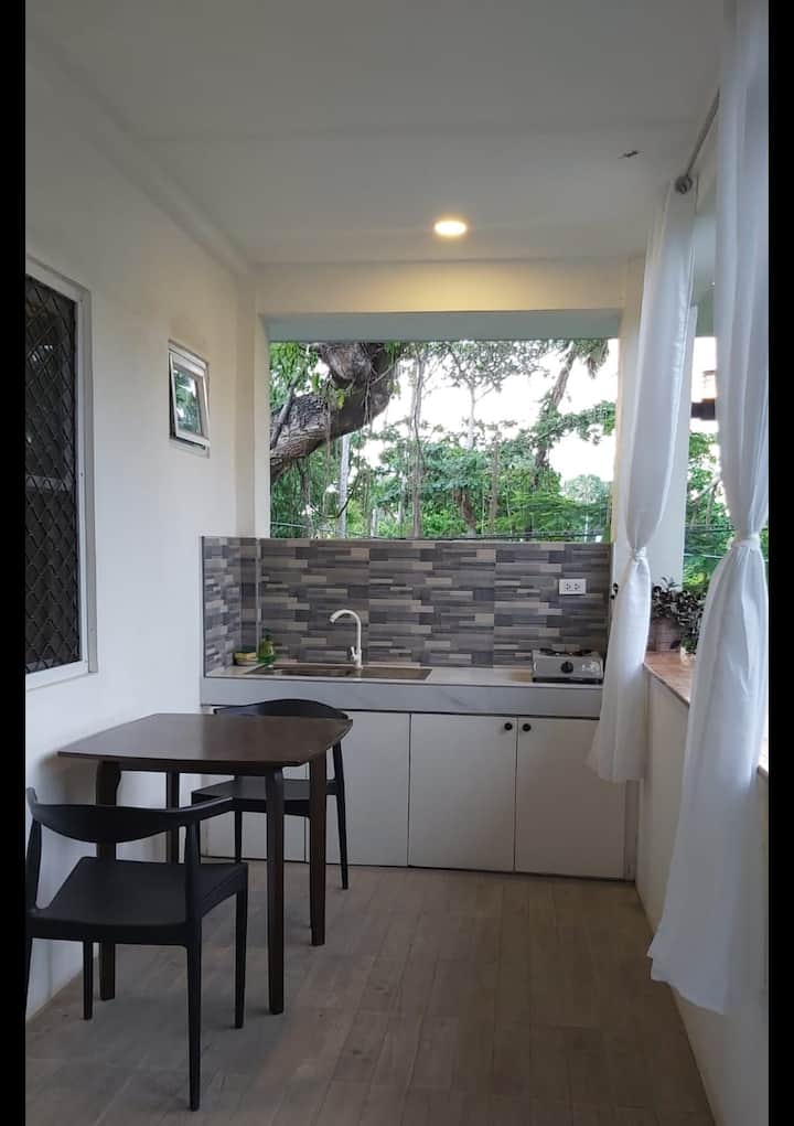 Budget-friendly Studio #4 W/ktchn, 10 Min To Alona - Panglao