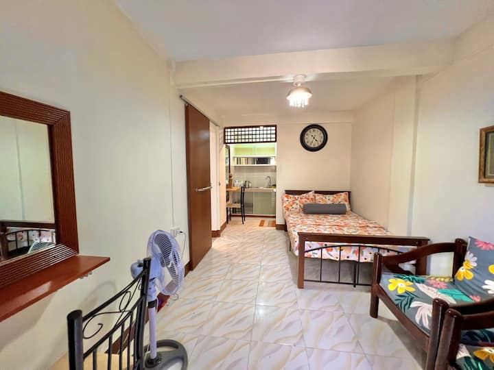 Room E- Private Studio Type W/ Own Kitchen & Cr - Tarlac City