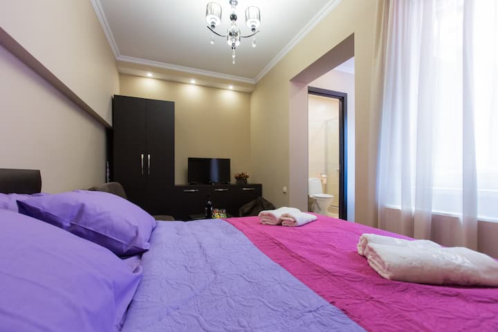 Mega 5 Star Apartment In The Heart Of Tbilisi - Tbilisi