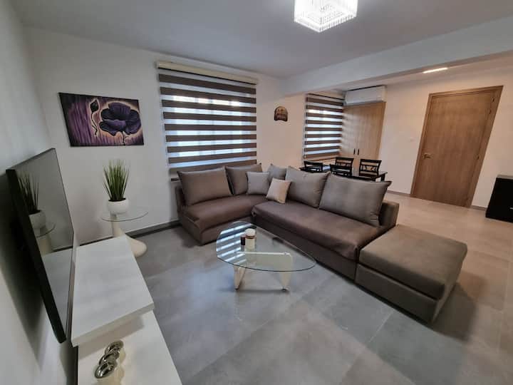Two Bedroom Apartment With Garden - 帕福斯