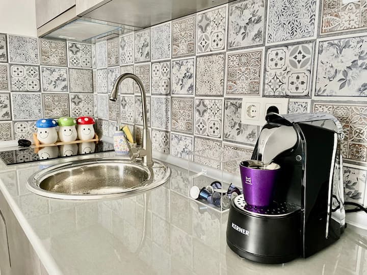 Tatikos Cozy Apartment In Batumi - Batumi