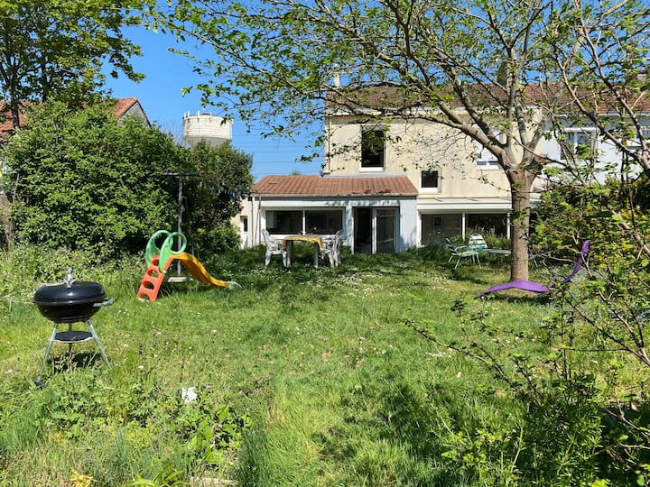 Grande Maison, Jardin, 4 Chambres à 7min Du Tram - Nantes