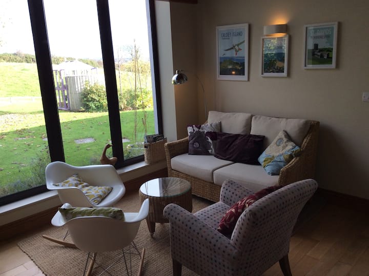 Castle Park Cottage- 360 Countryside  & Sea Views - Tenby
