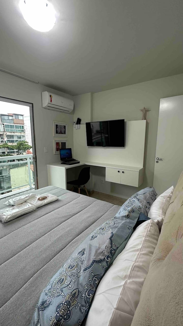 402- Apartamento De 01 Quarto Na Praia Do Recreio. - Recreio