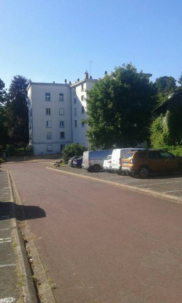 Location Appartement Meublé Tous Compris Pour Une Nuit Ou Location Long Terme - Nogent-le-Rotrou