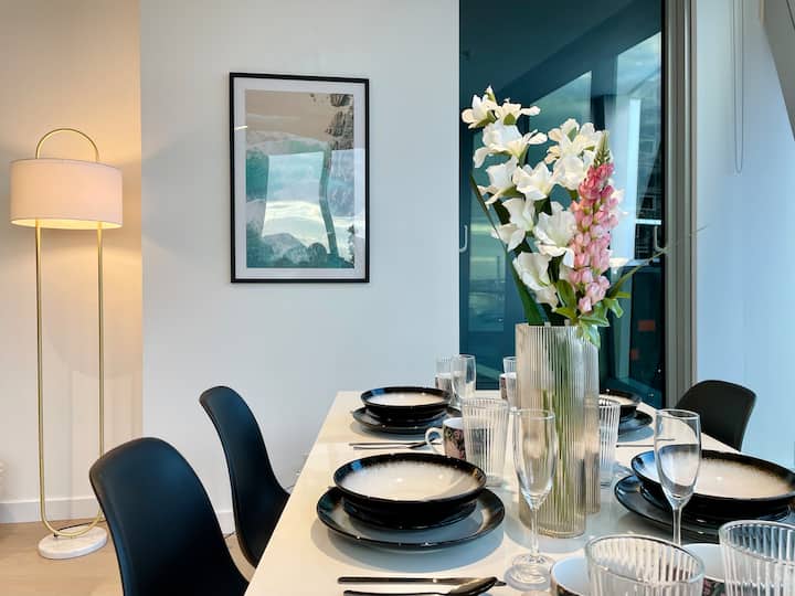 Resort Living 3b2b Apa Balcony Pool & Gym - Williamstown