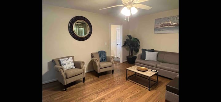 (Mebane,burlington,durham) Relax & Retreat - Graham-Mebane Lake