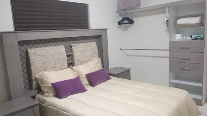 Habitación Esmeraldah1 Privada, Cómoda Y Céntrica! - メキシコ グアダルーペ