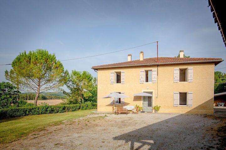 Maison Gasconne Spacieuse à Auch - Auch