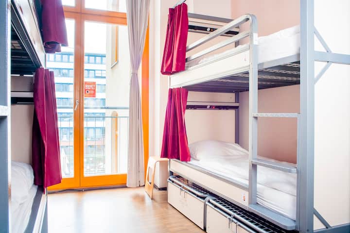 Private 8 Bedroom Ensuite - Berlin