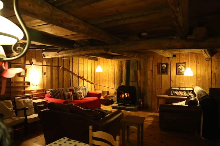 Traditional Chalet Near Les Arcs, Bourg St Maurice - Arc 2000