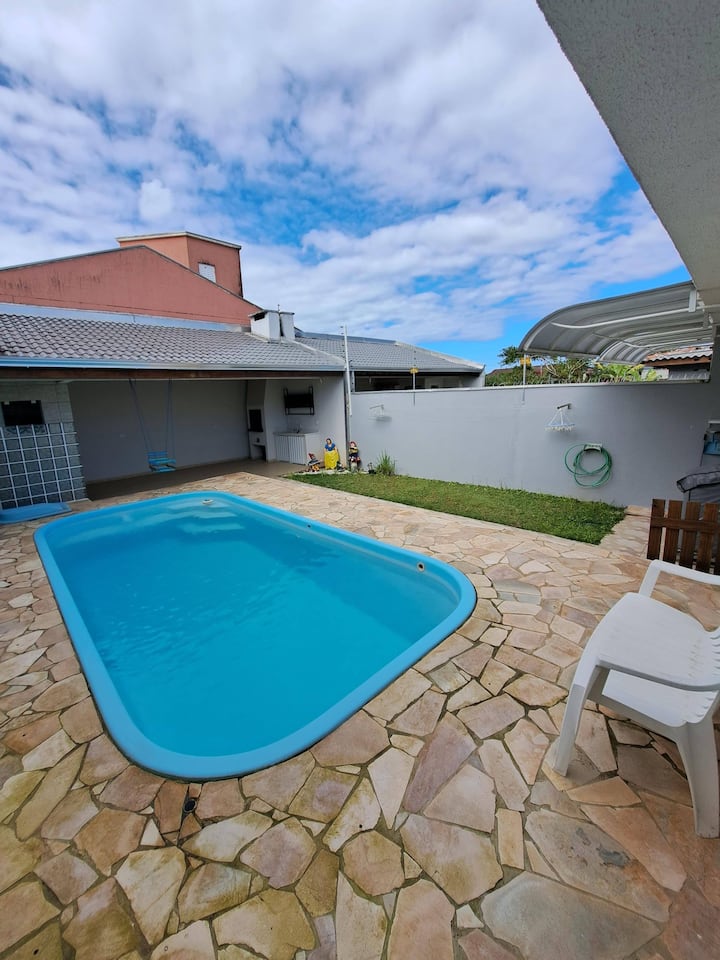Casa Com Piscina Em Guaratuba - Guaratuba