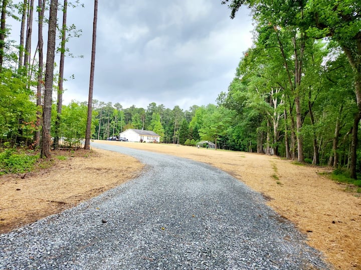 The Newhill Retreat - Jordan Lake State Recreation Area, Apex