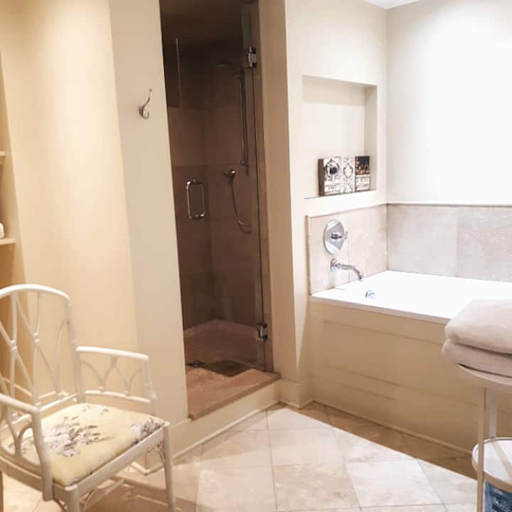 Private Unit Close To Rideau Canal - Ottawa