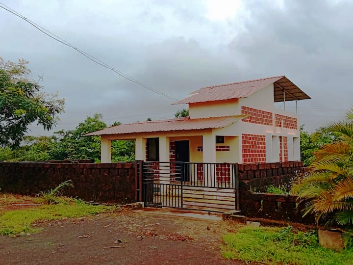 Great Konkan Valley Bunglow 4kms Ladghar Beach - Dapoli