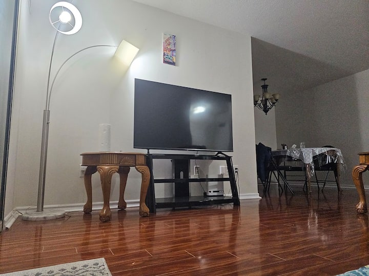 2 Bed 2 Bath - Brampton