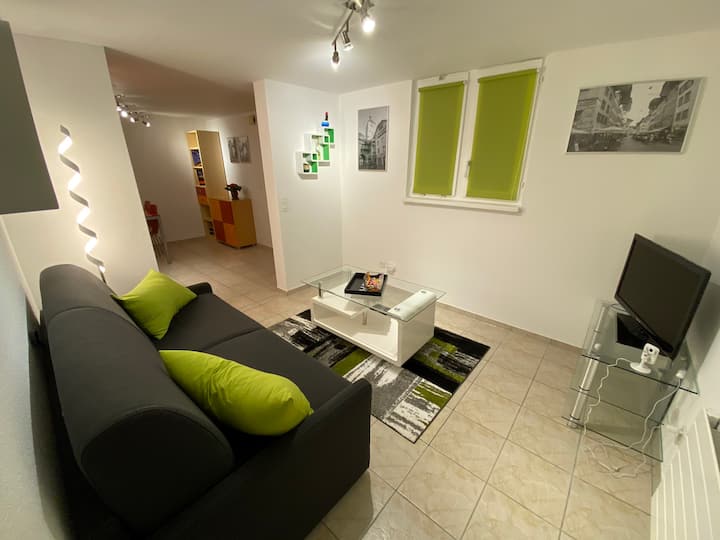 Farbenfrohe Einliegerwohnung An Optimaler Lage - Aarau