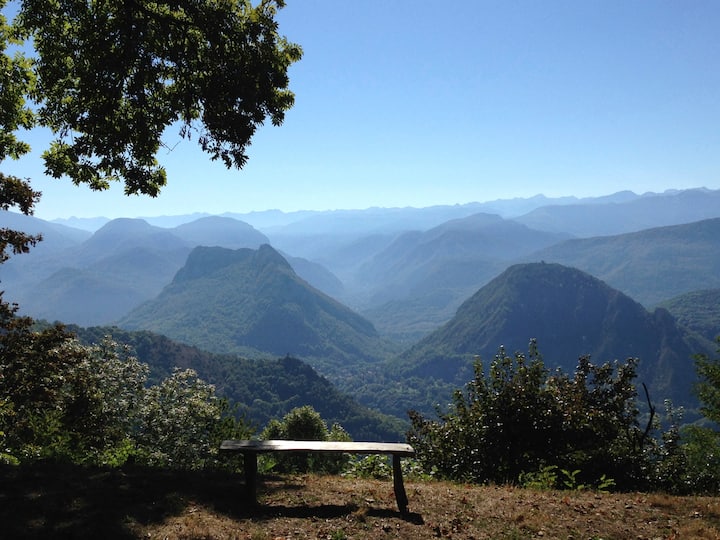 L'espinal : Cabanes Perchées En Pleine Montagne - Foix