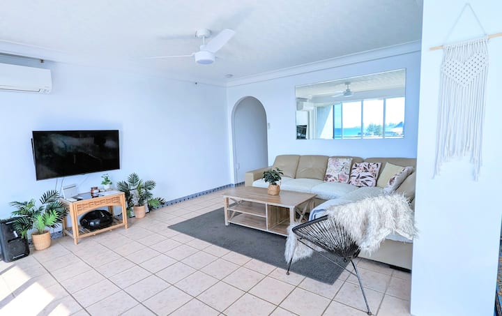 Top Location. Beach Resort Apartment 2bed 2bath - Gold Coast