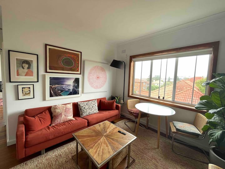 My Home/ Relax, Beach, Cafes, Bars And Restaurants - Bondi Beach