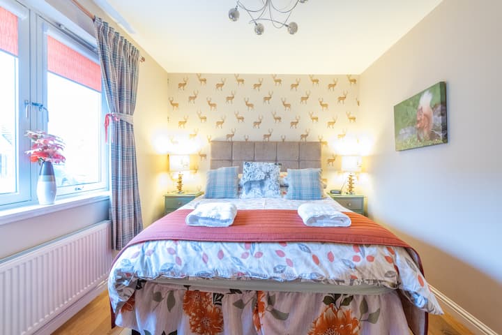 Two Quality Bedrooms Sleeps 4 - Aviemore