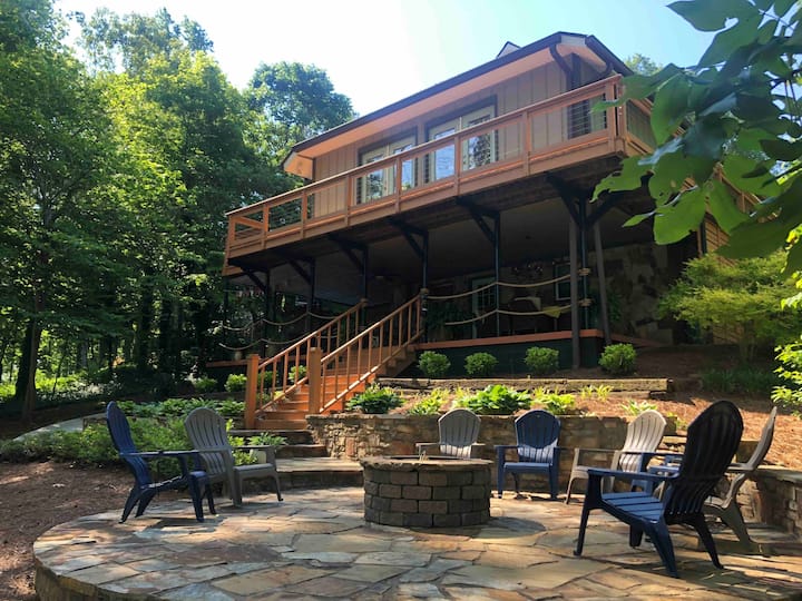 Lake Hartwell Home, Clemson Football, On The Lake - Clemson, SC