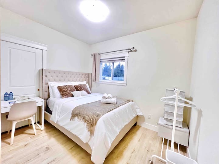 *Ac/private Bathroom Suite/separate Entry/8min-yvr - Richmond