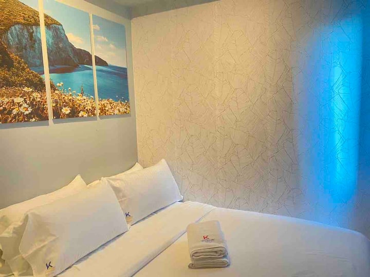 Makati 71 2 Br Jazz Res. Renovated 23 10 100mbps - Makati