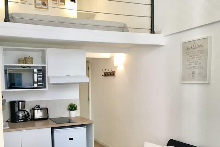 Joli Studio En Plein Centre De Nice - Nizza