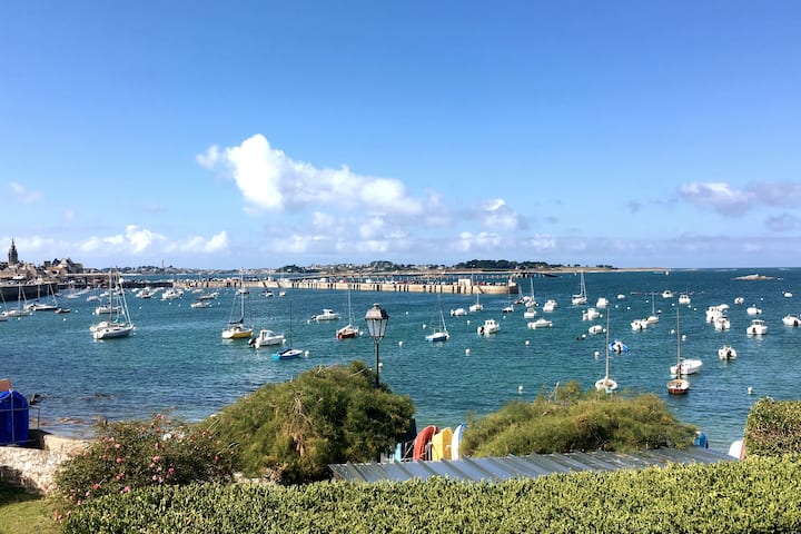 Cozy House With Amazing View, 4 Br/3.5ba - Carantec