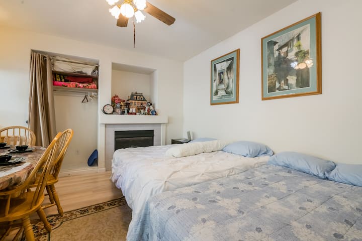 Private Family Rm@upscale Mission Hills高級家庭房 - Fremont, CA
