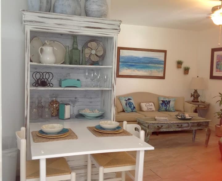 Cape C - Beach Side Cozy Corner - Cape Canaveral, FL