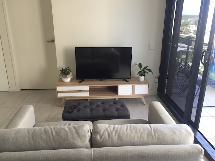 Mooloolaba Unit, Ocean Views & 150m From The Beach - Mooloolaba