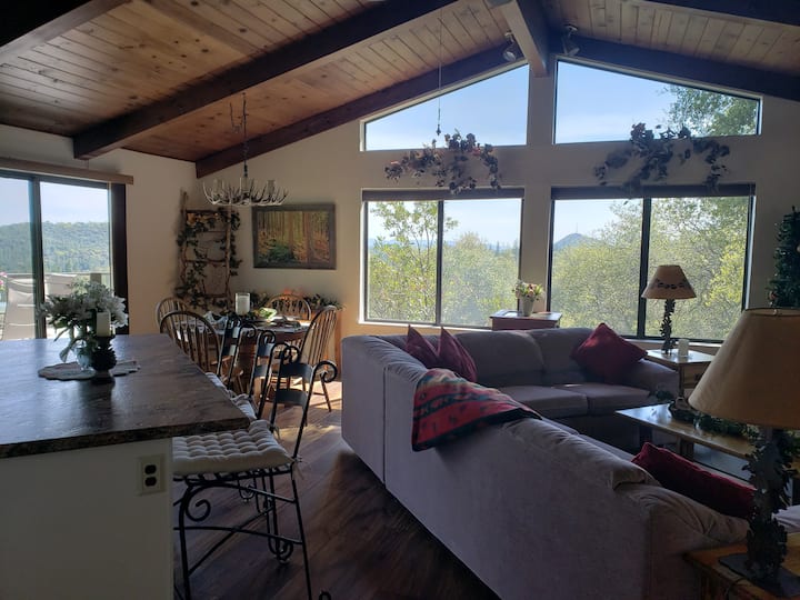 Guest House Mountain Retreat - Jackson Rancheria Casino Resort
