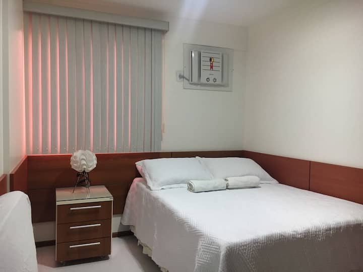 Otima Localização Maceió  Praia De Jatiuca. - Maceió