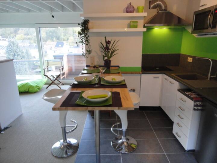 A Namur Même: Penthouse + Parking Gratuit - Namur